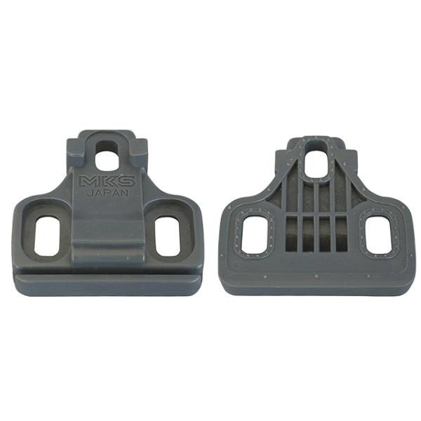 ・3つ穴シューズ対応のトラックレース用シューズプレート・トゥクリップとトゥプストラップを使用するタイプのトラックペダルに3穴のシューズを組み合わせるためのプレート・ROYAL NUEVO、SUPERMEに対応・予備のシューズや補修用に最適 ...