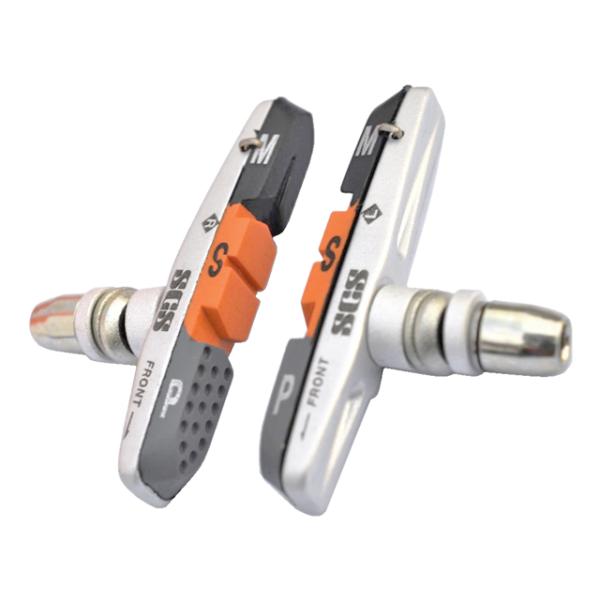 ・Vブレーキ用ブレーキシュー・機能の異なる3つのラバーの総合力で気温や路面状況にかかわらず強力なストッピングパワーとコントロール性を両立・黒いラバーは耐久性に優れ、高温時に制動力を発揮・橙色のラバーはスリップを防止しつつ、急停止が可能な強力...