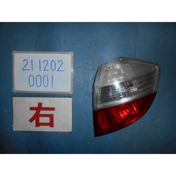**** 商品説明を必ずご確認ください ****部品管理番号：211202000115500部品メーカー：スタンレー部品名：右テールランプ部品メーカー品番：P7612部品区分：リサイクル品管理品番：403002車名：フィット車両タイプ名：5...