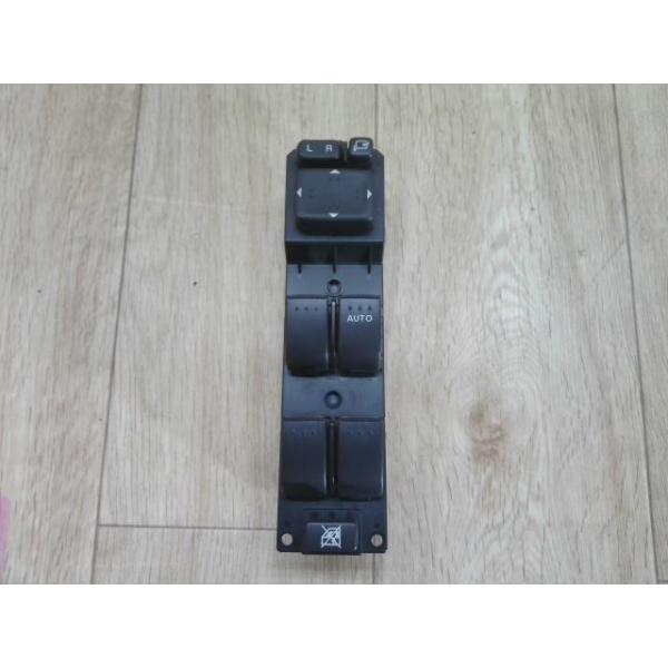 **** 商品説明を必ずご確認ください ****部品管理番号：240606001561900メーカー純正品番：C513-66-350部品名：パワーウインドウスイッチ部品区分：リサイクル品管理品番：009173車名：プレマシー車両タイプ名：ス...