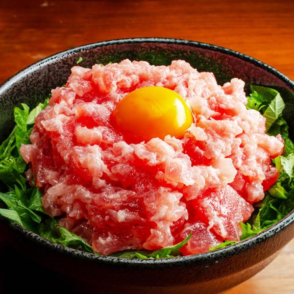 しゃぶまるではプレミアム黒毛和牛「オリーブ牛」しゃぶしゃぶ・すき焼きセットをはじめ特選ギフトやBBQ用のセットや焼肉、お惣菜等幅広く取り扱っています。ギフトには オリーブ牛 黒毛和牛 ステーキ しゃぶしゃぶ すき焼き 用をバーベキュー には...