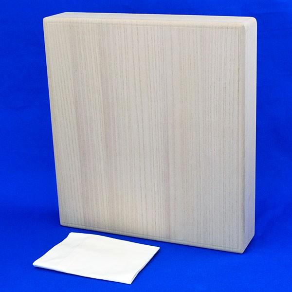 ●こちらの桐覆いは受注生産商品になりますのでご注文後のキャンセルはできません。予めご了承ください。　2寸将棋盤用の桐覆い【正寸用】（上蓋のみ）と布カバー2寸将棋盤用です。【ご注意】　こちらの桐覆いは正寸の将棋盤（天面横幅33.5cm×天面奥...