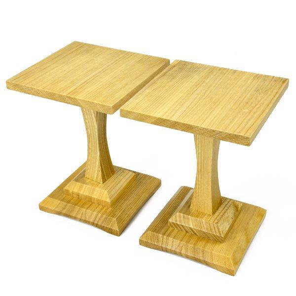 ■将棋駒台の材質：国産栓材■将棋駒台のサイズ：天面横幅約12cm×天面奥行約12cm　高さ約16.5cm　将棋駒台の3寸足付将棋盤用駒台栓（せん）1本足です。駒台は2つでワンセットになっています。　国産栓材の1本足のシンプルな駒台で、引き締...