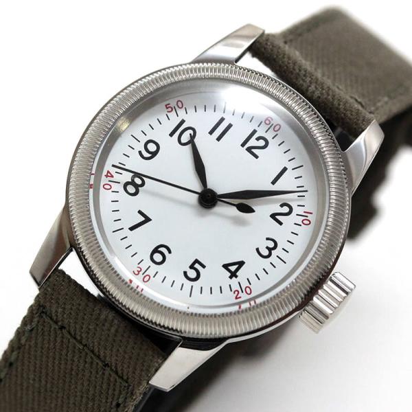 Montre roroi Co.,ltd 日本創成期時計メーカー 村松時計製作所をルーツに持つ時計製作会社。”いつの時代も愛される時計”をテーマにKEYFORDキーフォードやミリタリーシリーズM.R.M.W.等を展開しています。風防:ドーム...