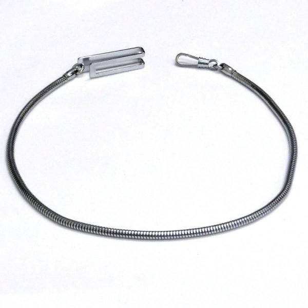 懐中時計、ポケットウォッチをお持ちなら、必ず必要となる「懐中時計チェーンや紐」。和服に合うポケットウォッチ紐や、ゴールドカラー・シルバーカラーのチェーン等多数取り扱いしております【長さ約35cm（フック部：約2cm含む）、スネーク部直径約3mm】