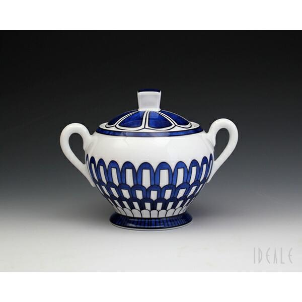 【ギフト 結婚祝い プレゼント 贈り物 お返し オシャレ:食器日和】ヨーロッパとオリエントの間を絶え間なく行き来した「青と白」の歴史。現実のブルーと夢のブルー。その色は日常生活とはるかな異国とを結ぶ架け橋となって、心を彼方の地へと誘います。...