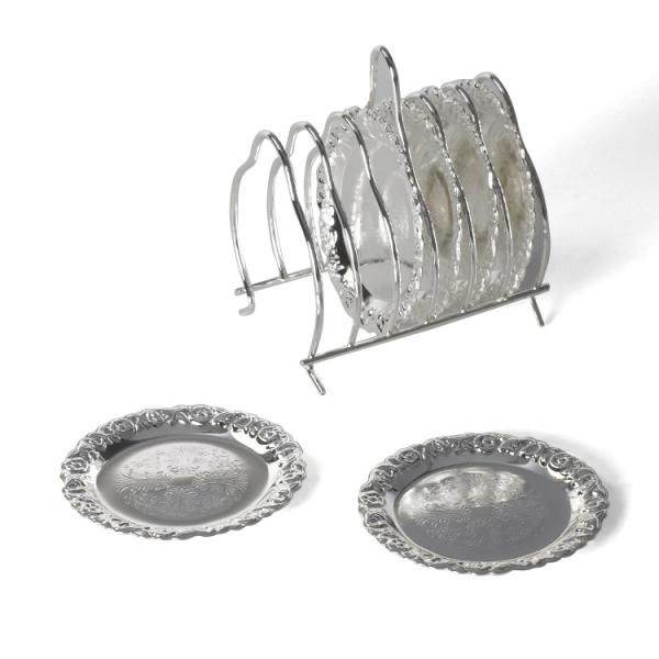 【コースター 結婚祝い プレゼント 贈り物 食器セット ギフトセット お返し オシャレ:食器日和】材質：ステンレス鋼、銀メッキコーティングサイズ：コースター：直径9.5cmラック：縦8.5cm、横13cm、高さ11.5cmブランド：QUEE...