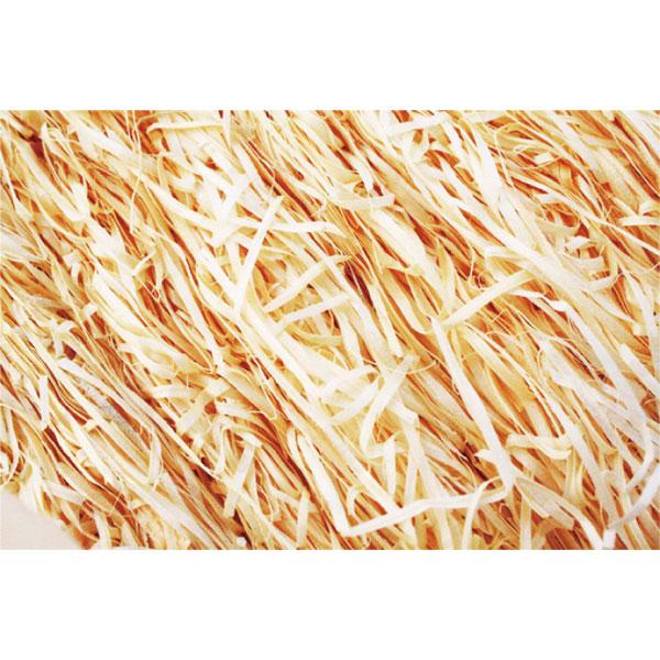 【業務用】【常温商品】【規格内容】７ＫＧ【材質】国産赤松【補足１】天然素材【商品特徴】温度、湿度を程よく吸収してくれる、やさしい風合いの緩衝材です。・幅…２〜３ｍｍ【キーワード】お中元、お歳暮、ギフトラッピング、ラッピング資材、洋菓子店向け...