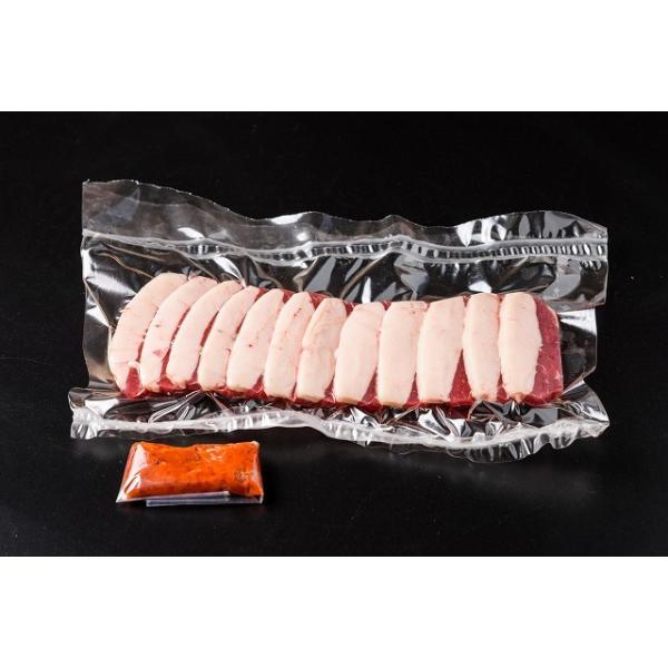 【会津馬刺し　フタエゴ刺し　スライス　62g[真空パック]】内容量：62g　(辛し味噌たれ1つ付き)賞味期限：発送日から開封しない状態で5日間（要冷蔵）原産地：国産到着してすぐに食べない方はこちら！冷蔵庫で５日間程おけますがなるべくお早めに...