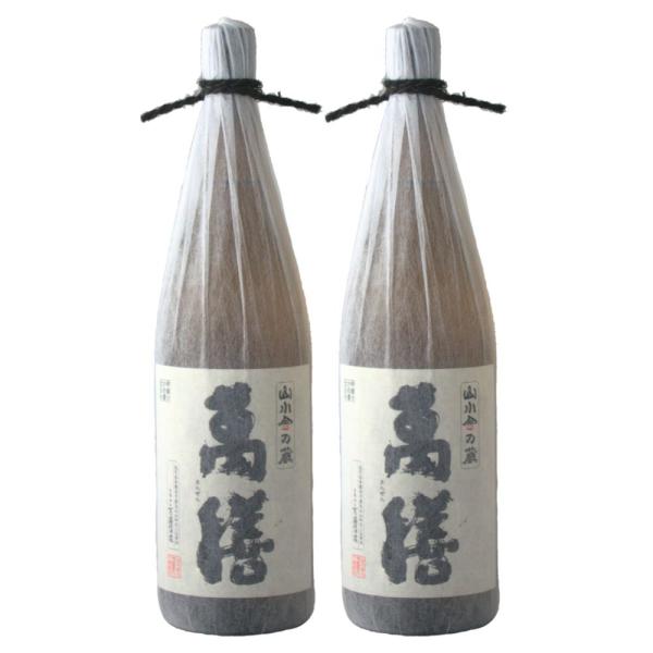萬膳 25度 1800ml×2本 万膳酒造山小舎の小さな酒蔵 万膳酒造の代表銘柄。鹿児島県の霧島の山奥 綺麗な水を求めて蔵は建てられました。 とことん手造りにこだわり"かめ壺仕込み"で醸し、昔ながらの"木桶蒸留器"で丁寧にゆっくりと時間をか...