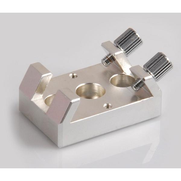 タカハシ製鏡筒に取り付け可能なファインダー台座です。