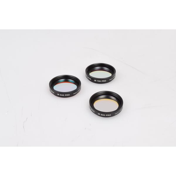 合成石英ガラスを採用した蒸着フィルターです！【高いコントラストとシャープな画像】可視光をカットして近赤外線のみ透過させますので、コントラストが高く、シーイングの影響を軽減したシャープな画像を捉えることを期待できます。【安心の国産品質。合成石...