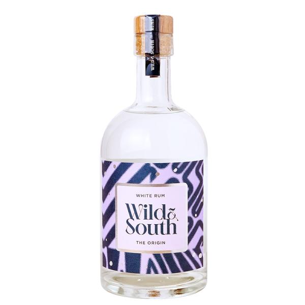 第一弾「〜THE ORIGIN〜」は、遡ること2014年、弊社7代目篠崎博之が地元福岡県朝倉市の農家様から頂いた黒糖(※)により製造したラム原酒を約10年間タンク貯蔵したものです。タンク内での永い時を経て、円熟した穏やかな香味が特長です。※...