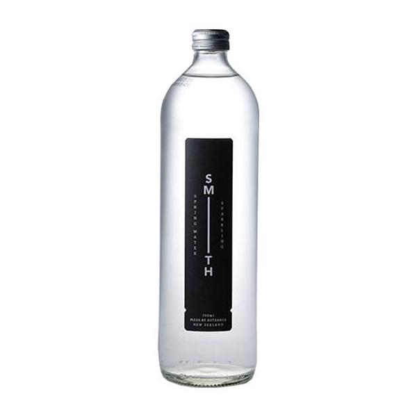 スミス スプリング ウォーターは、ニュージーランド北島北東部カイマイ・ママク森林公園の保護された原生林に降り注ぐ雨を源とします。50年以上の年月をかけて、砂質土、ケイ酸軽石、溶結凝灰岩などからなる広大な火山高原によって濾過されるため、シリカ...