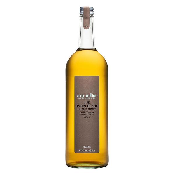 厳選した果実の採れたての美味しさを表現したジュースとネクター。自然環境を尊重し、品種や収穫にこだわってつくられています。スペイン・ラマンチャ産 シャルドネ種を使用。ビオ葡萄生産者がつくるシャルドネを使用。太陽をたっぷり浴びて育った葡萄の持つ...