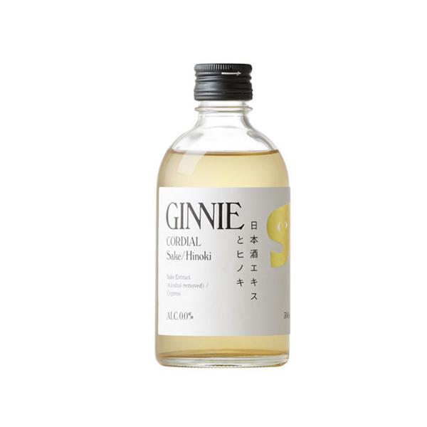 丁寧に脱アルコールした日本酒の上品な味わいに、清涼感溢れるヒノキの香りを重ねました。 口に含むとゆっくりヒノキの余韻が広がります。味覚と嗅覚を同時に刺激する味わい深い逸品です。  【商品名】GINNIE CORDIAL 日本酒＆ヒノキ 30...