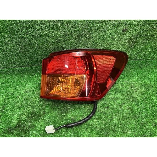 **** 商品説明を必ずご確認ください ****部品管理番号：000001216915500メーカー純正品番：81550-53161部品名：右テールランプ・テールライト部品区分：リサイクル品車名：レクサス IS車両タイプ名：4ドアセダン通称...