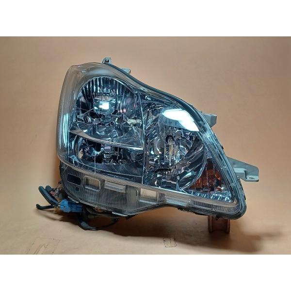 **** 商品説明を必ずご確認ください ****部品管理番号：000001440410800メーカー純正品番：81110-30A50部品名：右ヘッドランプ・ヘッドライト部品区分：リビルト品車名：クラウン車両タイプ名：4ドアセダン通称型式：G...