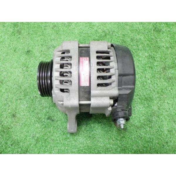 **** 商品説明を必ずご確認ください ****部品管理番号：000001507160200メーカー純正品番：27060-B2151部品名：オルタネーター・ダイナモ部品区分：リサイクル品車名：キャスト車両タイプ名：5ドアハッチバック通称型式...