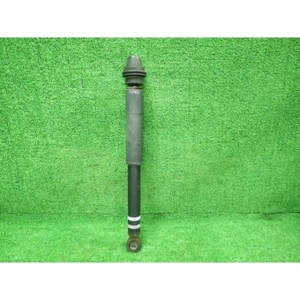 **** 商品説明を必ずご確認ください ****部品管理番号：000001508750700メーカー純正品番：41810-81PC2部品名：右リアショックアブソーバー部品区分：リサイクル品車名：ソリオ車両タイプ名：5ドアハッチバック通称型式...