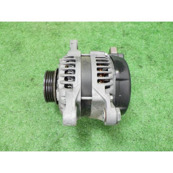 **** 商品説明を必ずご確認ください ****部品管理番号：000001569060200メーカー純正品番：27060-B2151部品名：オルタネーター・ダイナモ部品区分：リサイクル品車名：プレオプラス車両タイプ名：5ドアハッチバック通称...