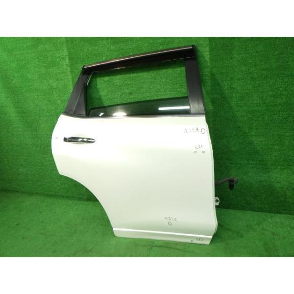 **** 商品説明を必ずご確認ください ****部品管理番号：000001573013300メーカー純正品番：H210M-4CAMA部品名：右リアドア部品区分：リサイクル品車名：エクストレイル車両タイプ名：5DJワゴン通称型式：TDRNRR...