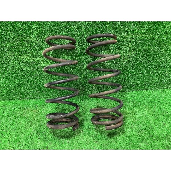 **** 商品説明を必ずご確認ください ****部品管理番号：000001635451400メーカー純正品番：41311-80G00部品名：リアスプリングセット部品区分：リサイクル品車名：スイフト車両タイプ名：55558通称型式：HT51S...