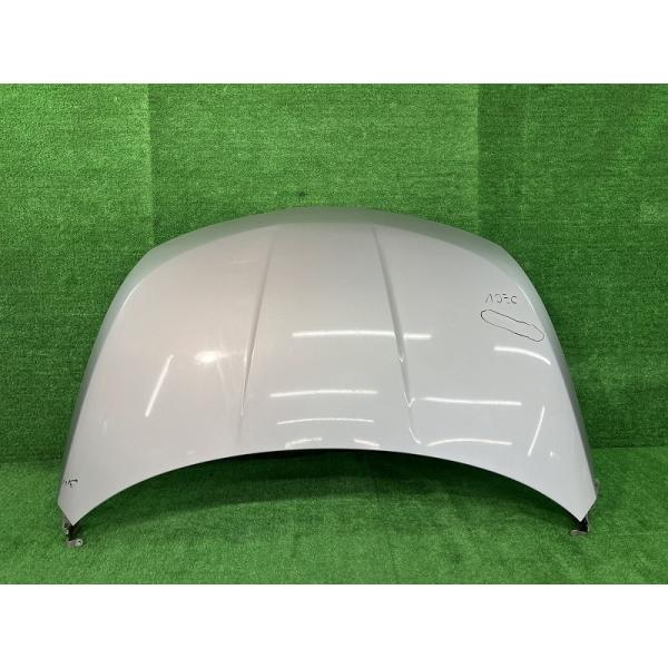 **** 商品説明を必ずご確認ください ****部品管理番号：000001669210500メーカー純正品番：F510M-ED0MA部品名：ボンネット・フードパネル部品区分：リサイクル品車名：ティーダ車両タイプ名：5ドアハッチバック通称型式...