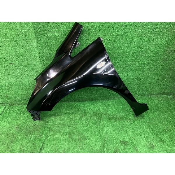 **** 商品説明を必ずご確認ください ****部品管理番号：000001686710700メーカー純正品番：F3101-3VAMA部品名：左フロントフェンダー部品区分：リサイクル品車名：ノート車両タイプ名：5ドアハッチバック通称型式：TD...