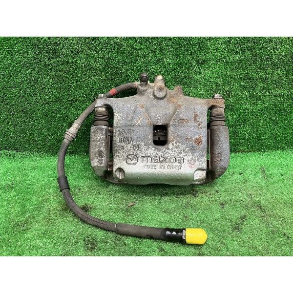 **** 商品説明を必ずご確認ください ****部品管理番号：000001687144330メーカー純正品番：BEYT-33-98ZB部品名：右フロントキャリパー部品区分：リサイクル品車名：MAZDA3車両タイプ名：5ドアハッチバック通称型...