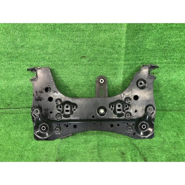 **** 商品説明を必ずご確認ください ****部品管理番号：000001687251710メーカー純正品番：54400-3SB2B部品名：フロントメンバー部品区分：リサイクル品車名：シルフィ車両タイプ名：4ドアセダン通称型式：BDSARG...