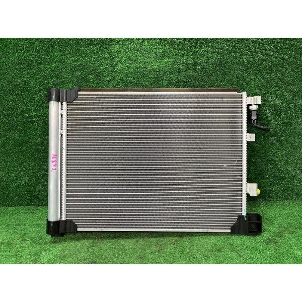 **** 商品説明を必ずご確認ください ****部品管理番号：000001687260600メーカー純正品番：92100-3ST0A部品名：コンデンサー部品区分：リサイクル品車名：シルフィ車両タイプ名：4ドアセダン通称型式：BDSARGZB...