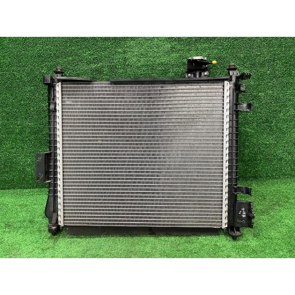 **** 商品説明を必ずご確認ください ****部品管理番号：000001694520400メーカー純正品番：21410-3VS2A部品名：ラジエーター部品区分：リサイクル品車名：ノート車両タイプ名：5ドアハッチバック通称型式：TDWARE...