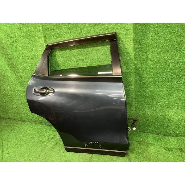 **** 商品説明を必ずご確認ください ****部品管理番号：000001711613300メーカー純正品番：H210M-4CAMA部品名：右リアドア部品区分：リサイクル品車名：エクストレイル車両タイプ名：5DJワゴン通称型式：TDRNRP...