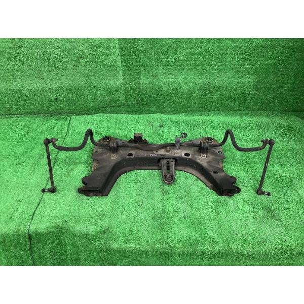 **** 商品説明を必ずご確認ください ****部品管理番号：000001716151710メーカー純正品番：54400-3U801部品名：フロントメンバー部品区分：リサイクル品車名：マーチ車両タイプ名：5ドアハッチバック通称型式：FDLN...