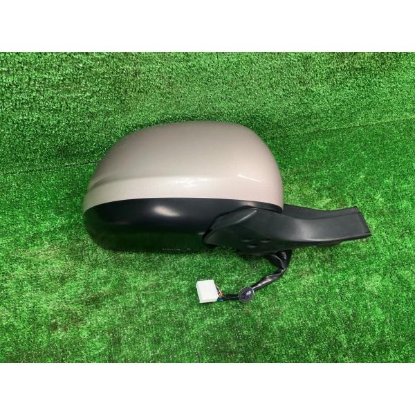 **** 商品説明を必ずご確認ください ****部品管理番号：000001730513500メーカー純正品番：76208-T6G-J51部品名：右サイドミラー・ドアミラー部品区分：リサイクル品車名：N-WGN車両タイプ名：5ドアハッチバック...