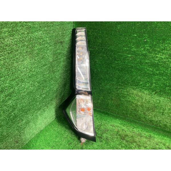 **** 商品説明を必ずご確認ください ****部品管理番号：000001732315600メーカー純正品番：81560-B1370部品名：左テールランプ・テールライト部品区分：リサイクル品車名：タンク車両タイプ名：5ドアハッチバック通称型...