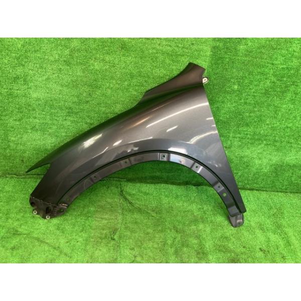 **** 商品説明を必ずご確認ください ****部品管理番号：000001733010700メーカー純正品番：KD53-52-211A部品名：左フロントフェンダー部品区分：リサイクル品車名：CX-5車両タイプ名：5DJワゴン通称型式：KE2...