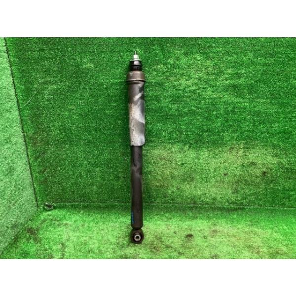 **** 商品説明を必ずご確認ください ****部品管理番号：000001751750800メーカー純正品番：E6B10-7MB2A部品名：左リアショックアブソーバー部品区分：リサイクル品車名：デイズ車両タイプ名：5ドアハッチバック通称型式...