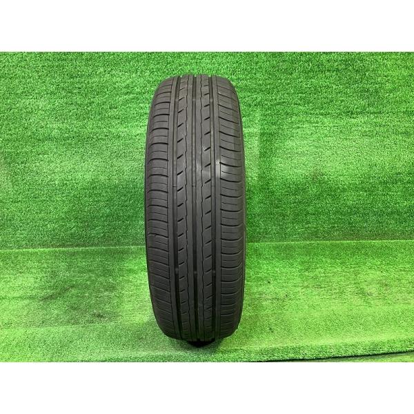 **** 商品説明を必ずご確認ください ****部品管理番号：251121504447200メーカー純正品番：175/65R15部品名：タイヤ部品区分：リサイクル品車両タイプ名：Summer認定型式：15インチ年式：2023年グレード：車台...