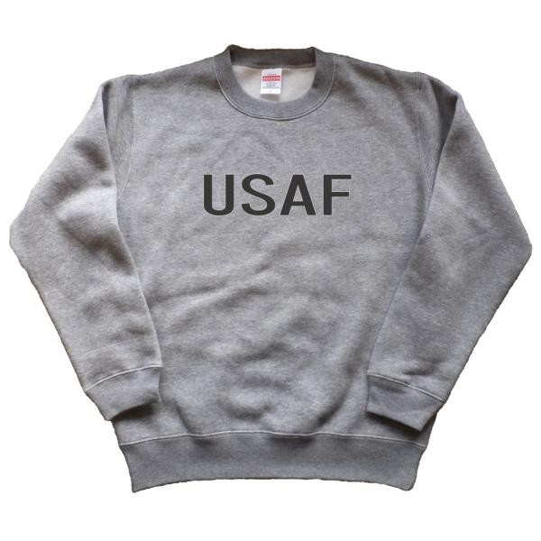 ●ユナイテッドアスレ 10.0オンス クルーネック スウェット（裏起毛）●カラー：ヘザーグレー●素材構成: 綿 52％、ポリエステル 48％ 裏起毛（表糸：綿 100％）●サイズ(cm)：S着丈63 身幅52 袖丈57 M：着丈67 身幅5...