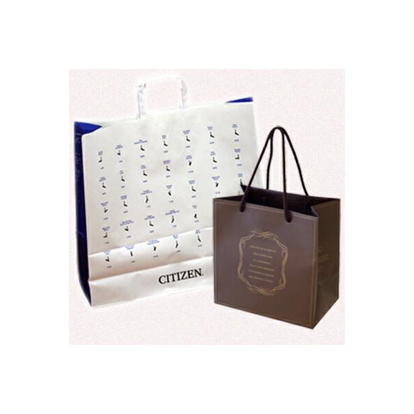 プレゼントや記念品に便利なショッピングバッグ腕時計や目覚まし時計用の小さなサイズから、掛け時計用の大きなサイズまで各種取り揃えております。ご注文いただいた商品に最適なサイズのショッピングバッグ（紙袋）をスタッフがチョイスいたします。※色柄な...