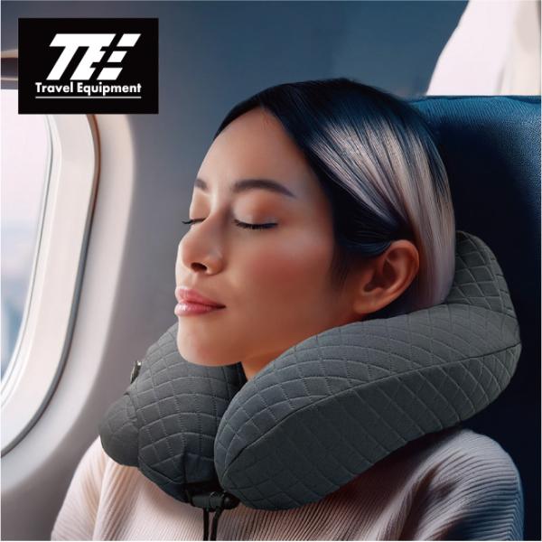 ・商品名：Travel Equipment ポンプピロー ・品番：TNP012 ・本体サイズ：（約）H290×W290×D120mm ・収納サイズ：（約）H220×W160×D70mm ・本体重量：〈NV、LGY〉（約）200g 〈BR、G...