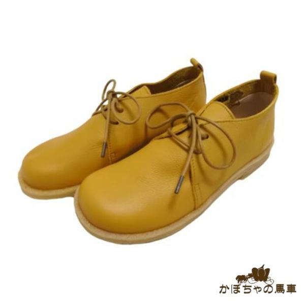 かぼちゃの馬車の靴は、ナチュラルでかわいい雰囲気が魅力的です。神戸の工房で裁断から縫製まで丁寧に作りこんでいる日本製です。素材:本革ヒール:約2センチ 日本製※革の表情を活かした仕上げをしているので、しわのつき方がそれぞれ違います。※色味や...