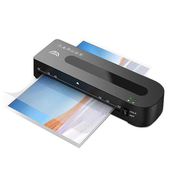 A4サイズ対応のラミネーターです。A4サイズまでOKなので書類はもちろん、お店のメニューや名刺やカードにも。コールドラミネーター機能付きなので、写真や熱感紙などもラミネートできます！ 商品詳細■加工フィルム厚さ：100mic■加工厚さ：0....