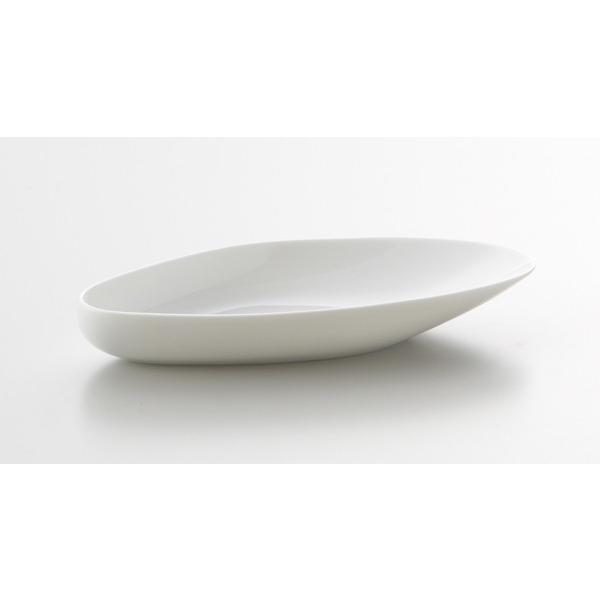 shell:moule [シェル：ムール]ムール貝をイメージした器。スタイリッシュで使いやすい！長径180mm×短径110mm×高さ32mm電子レンジOK / 食器洗浄機OK材質：磁器 / 日本製