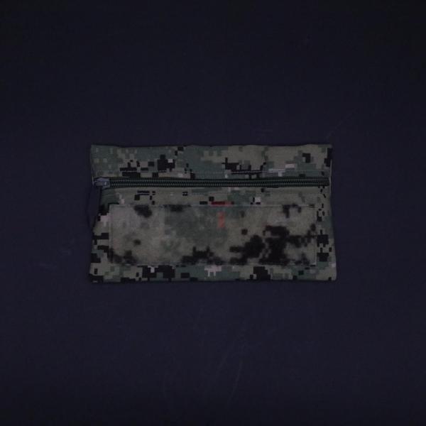 【発売日：2022年10月01日】こちらの商品はCANDY ポーチです。CANDY AOR2　限定品再生産の無い、限定品となります。CandyポーチはMicrobat Systemsによって設計された最初の製品です。キャンディーの寸法は4"...