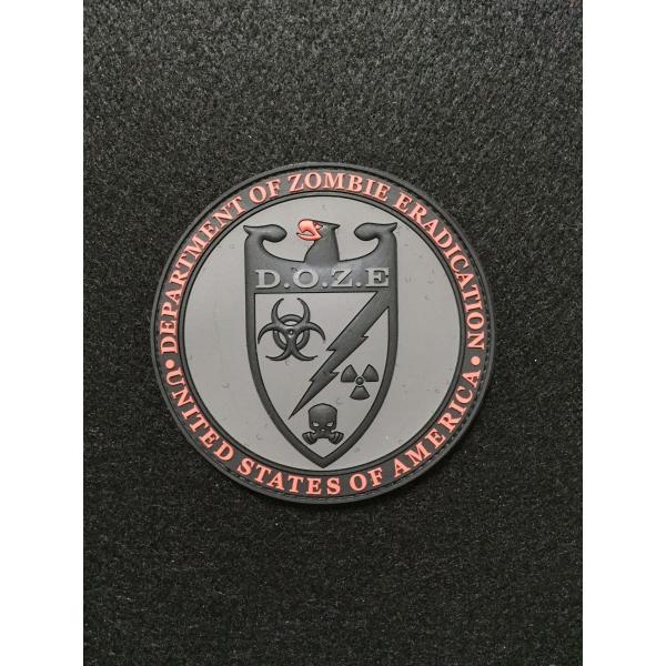 「D.O.Z.E. Blackout」 PVC パッチZ.E.R.Tは、エネルギー省の下の「 umbrella corporation：傘下企業」に入っており、D.O.Z.Eはそのゾンビ根絶部隊内の一部のユニットである D.O.Z.Eはネバ...