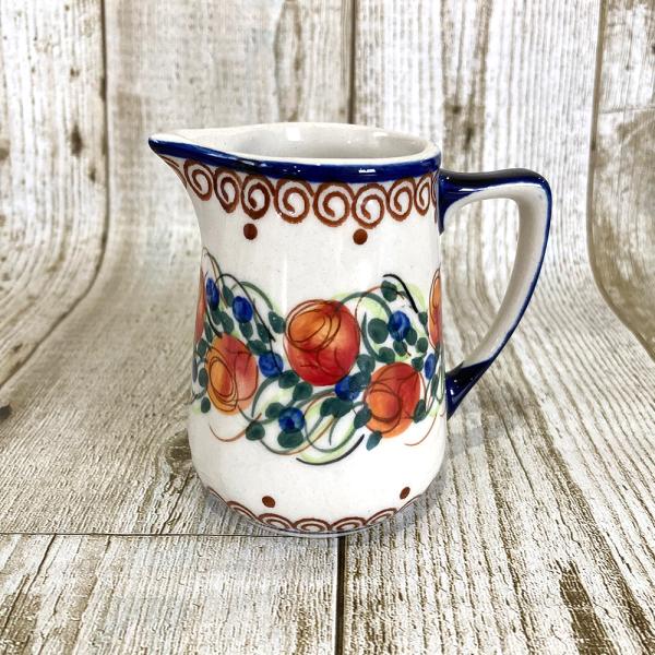 【サイズ】・高さ 約9cm・容量 約200?Millena（ミレナ）は、細筆による柔らかい曲線やカラフルな暖色系の色使いがミレナのデザインの大きな特徴で、花やフルーツといった植物や四季折々の自然をモティーフとしたものが豊富です。＊＊＊＊ミル...