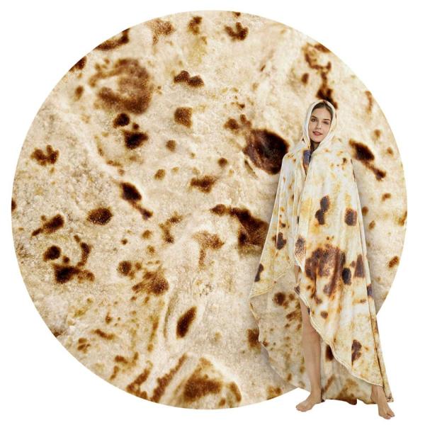 【発売日：2020年03月16日】ノベルティ ブリトス プリント - これは単なるブランケットではなく今まで見たことのない「本物そっくりの」ブリトース トルティーヤのノベルティブランケットですトルティーヤのように包まれご近所があなたをラッピ...